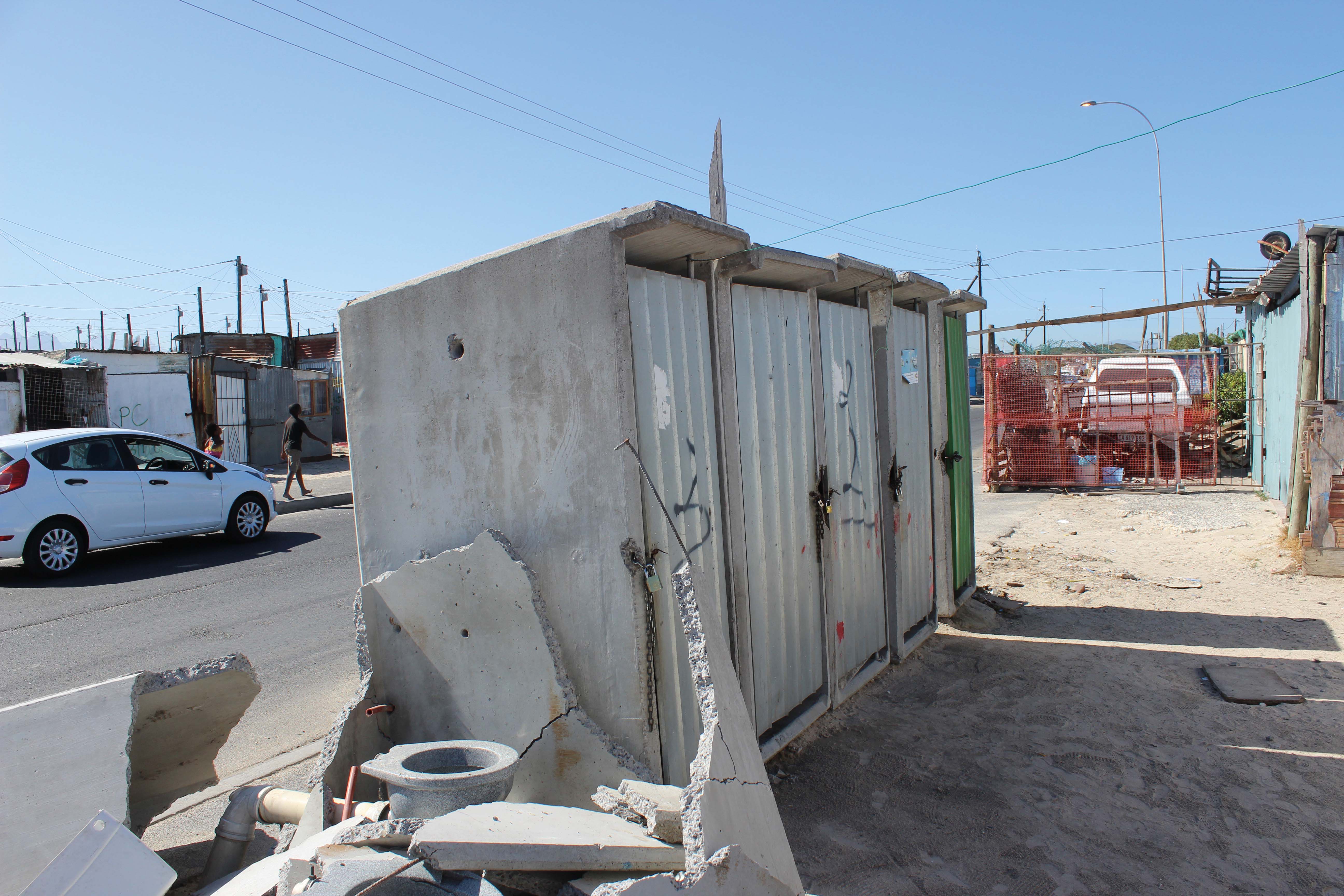 Challenges with communal toilets in Nkanini – Elitsha