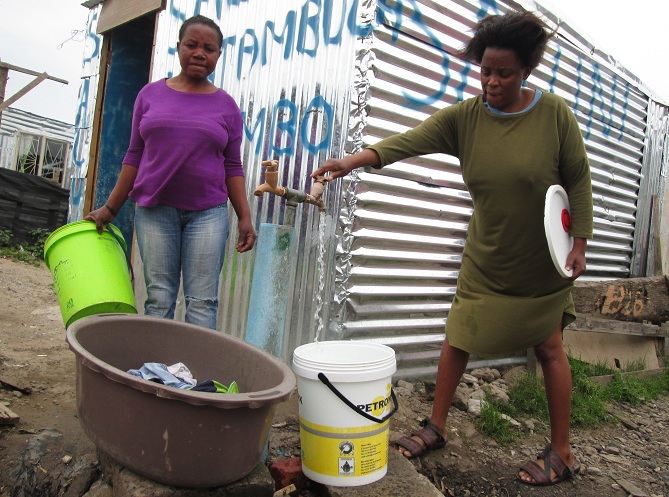 Informal settlements only use 4% of municipal water – Elitsha