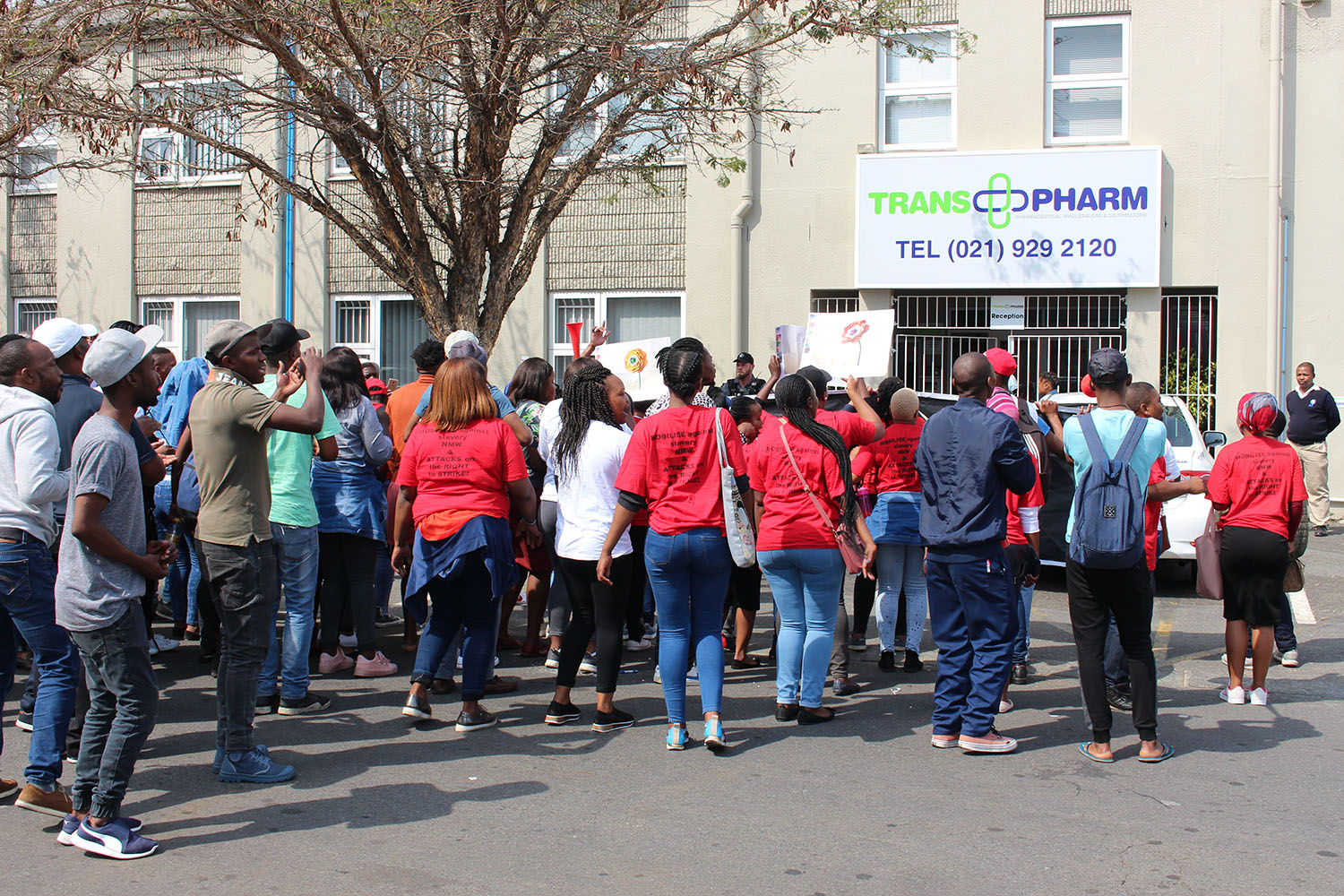 Shoprite uses private paramilitary security to intimidate workers – Elitsha