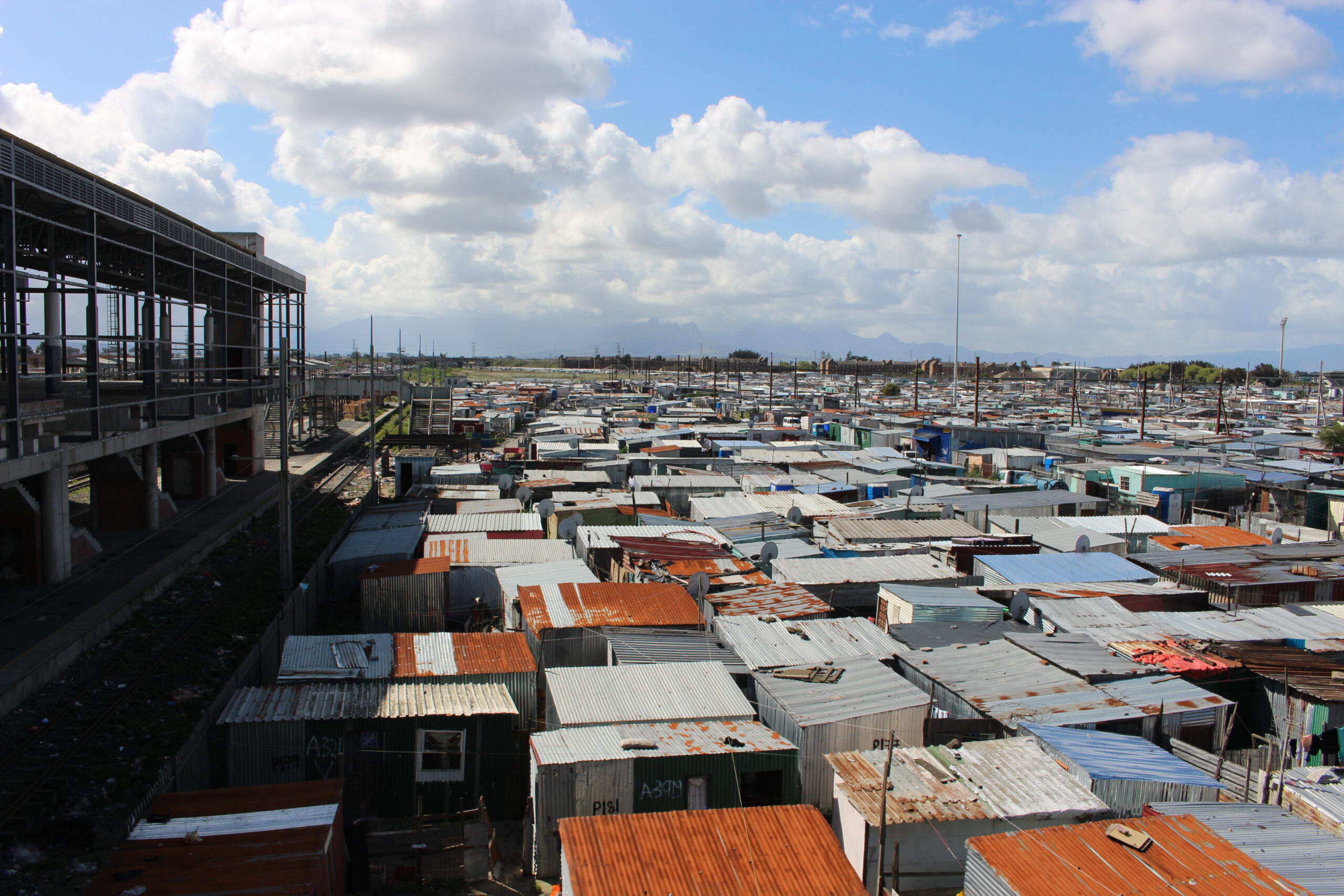 Residents of informal settlements on Cape Town’s railways ‘live in poop ...