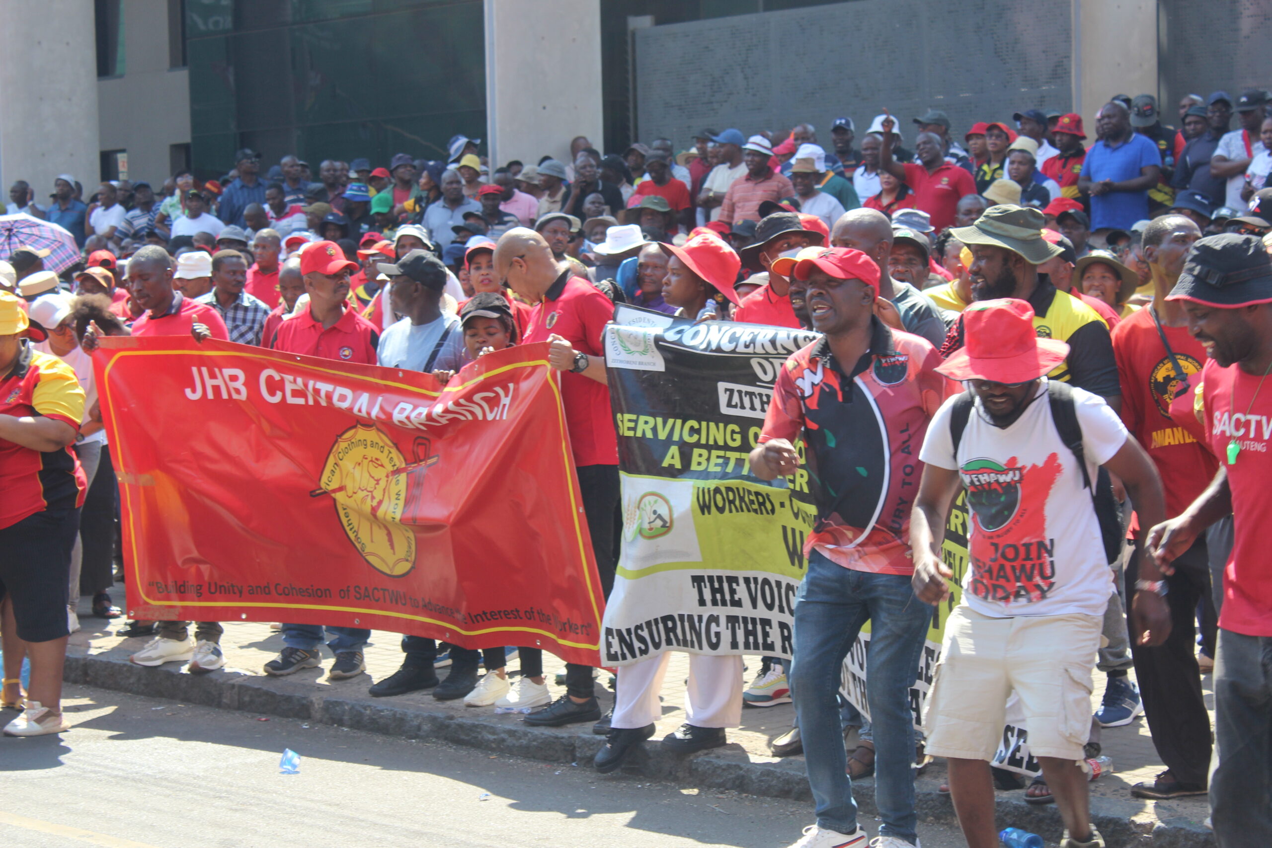 Cosatu protests for decent work – Elitsha
