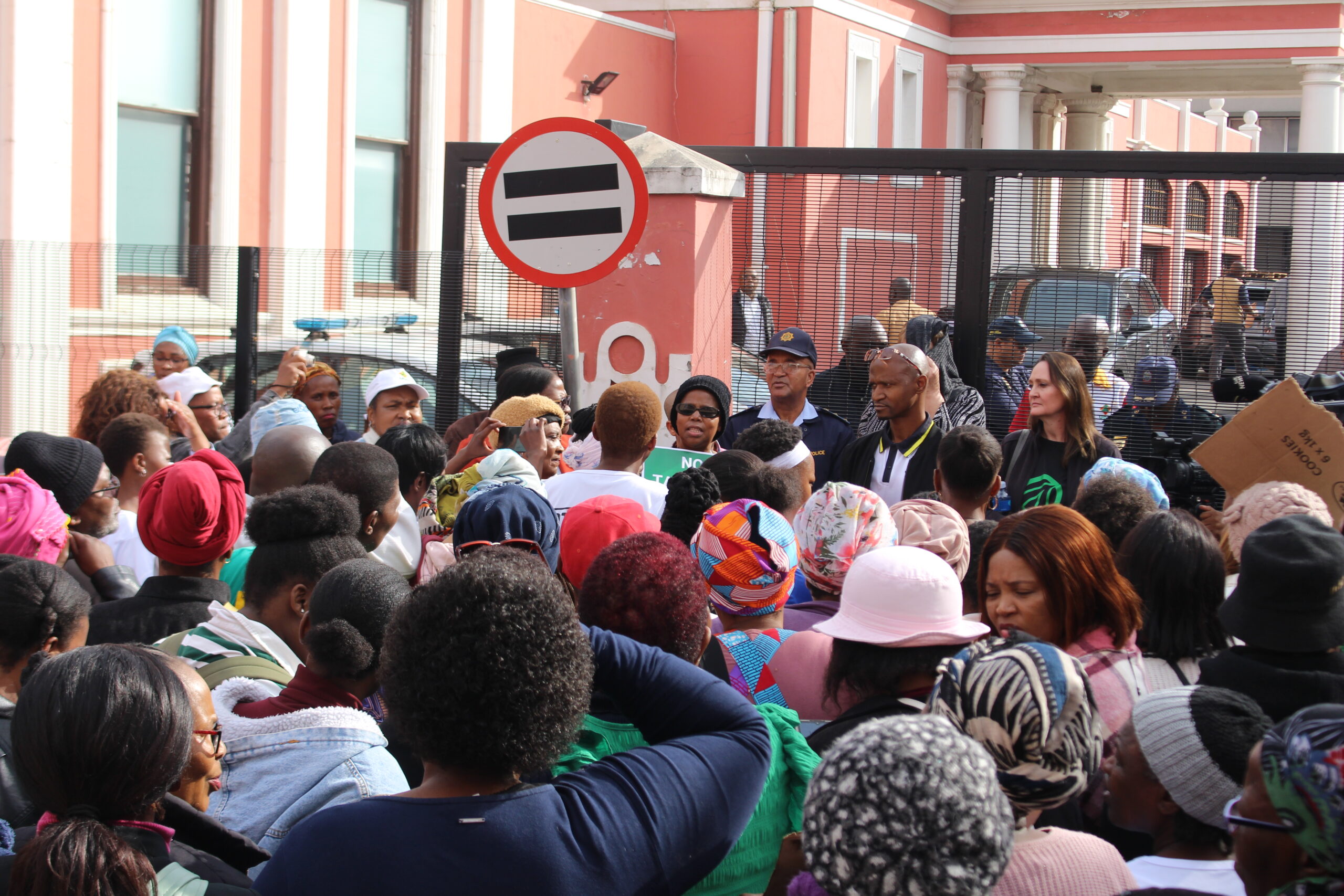 Buffalo City residents protest against electricity price hikes – Elitsha